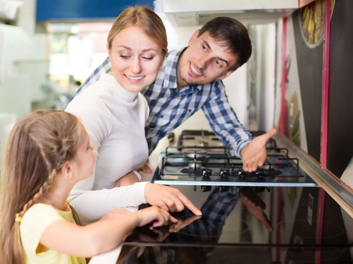 VODIČ ZA PAMETNU KUPOVINU UGRADNE PLOČE I RERNE 2025: Bez po muke do ...